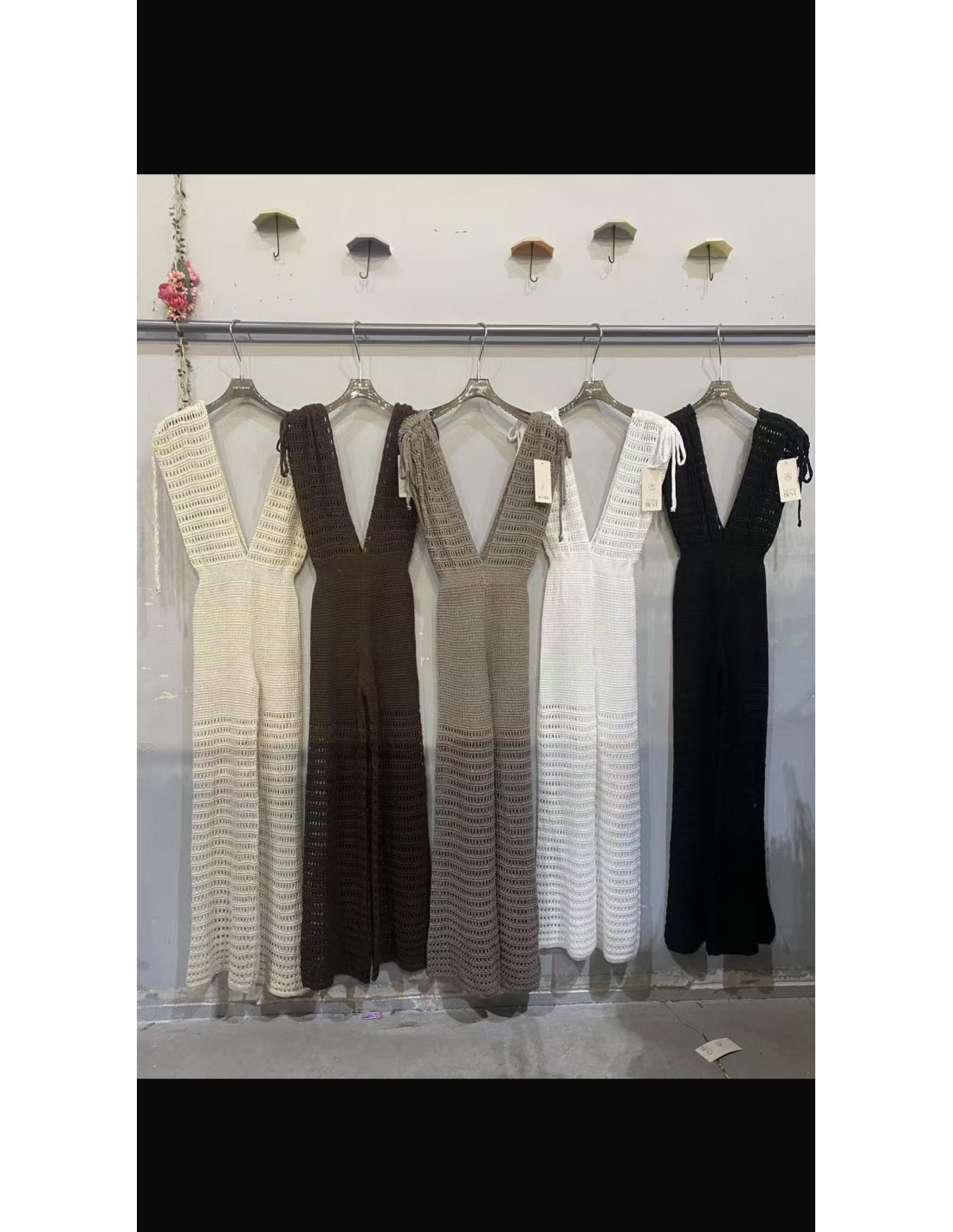 Mono de hilo calado taupe